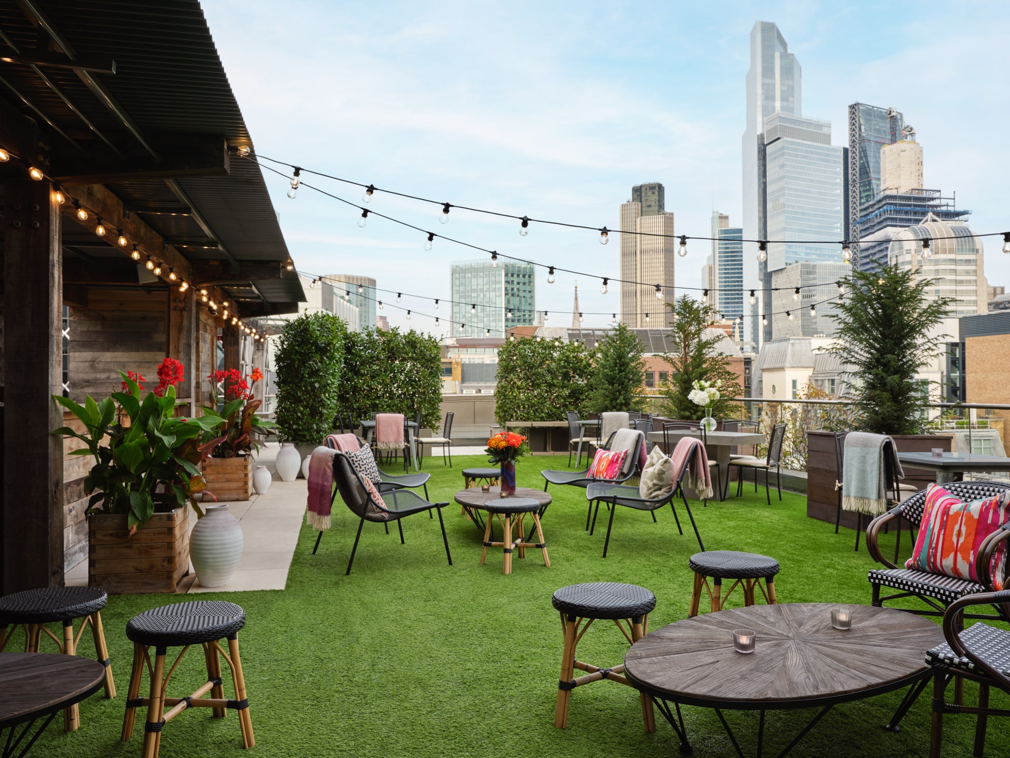 Pavilion - London’s premier luxury workspace and private member facilities