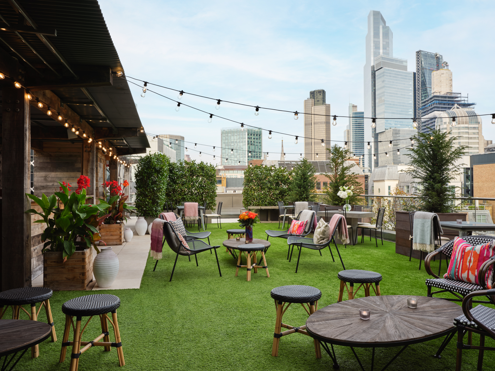 Pavilion - London’s premier luxury workspace and private member facilities