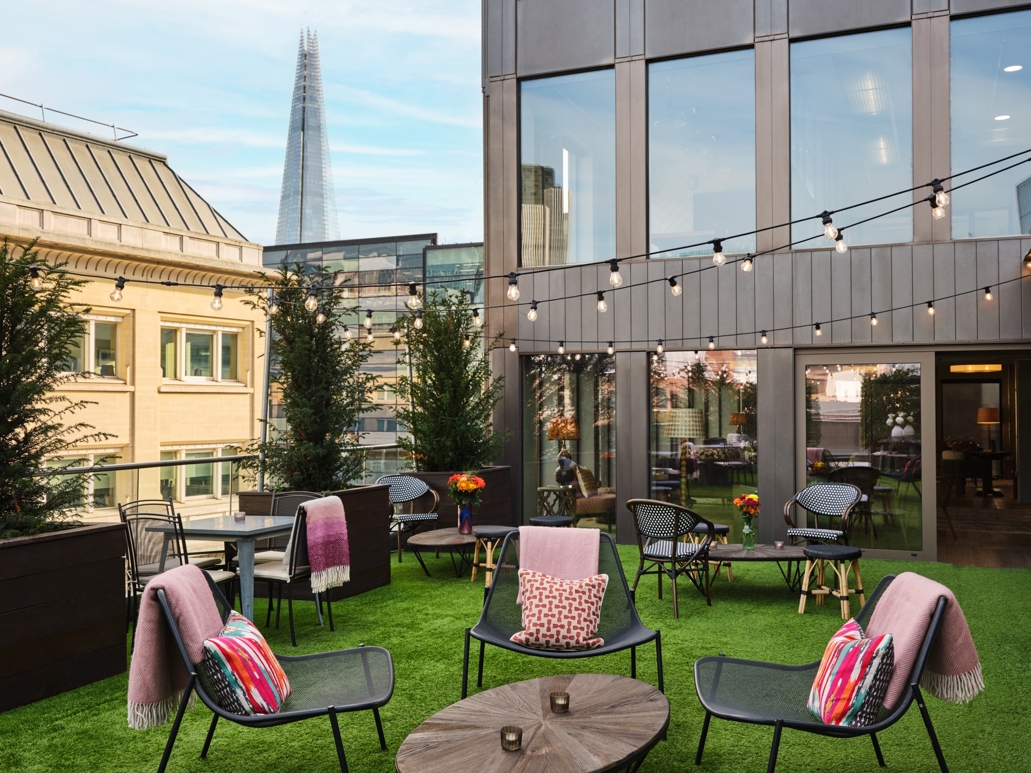 Pavilion - London’s premier luxury workspace and private member facilities