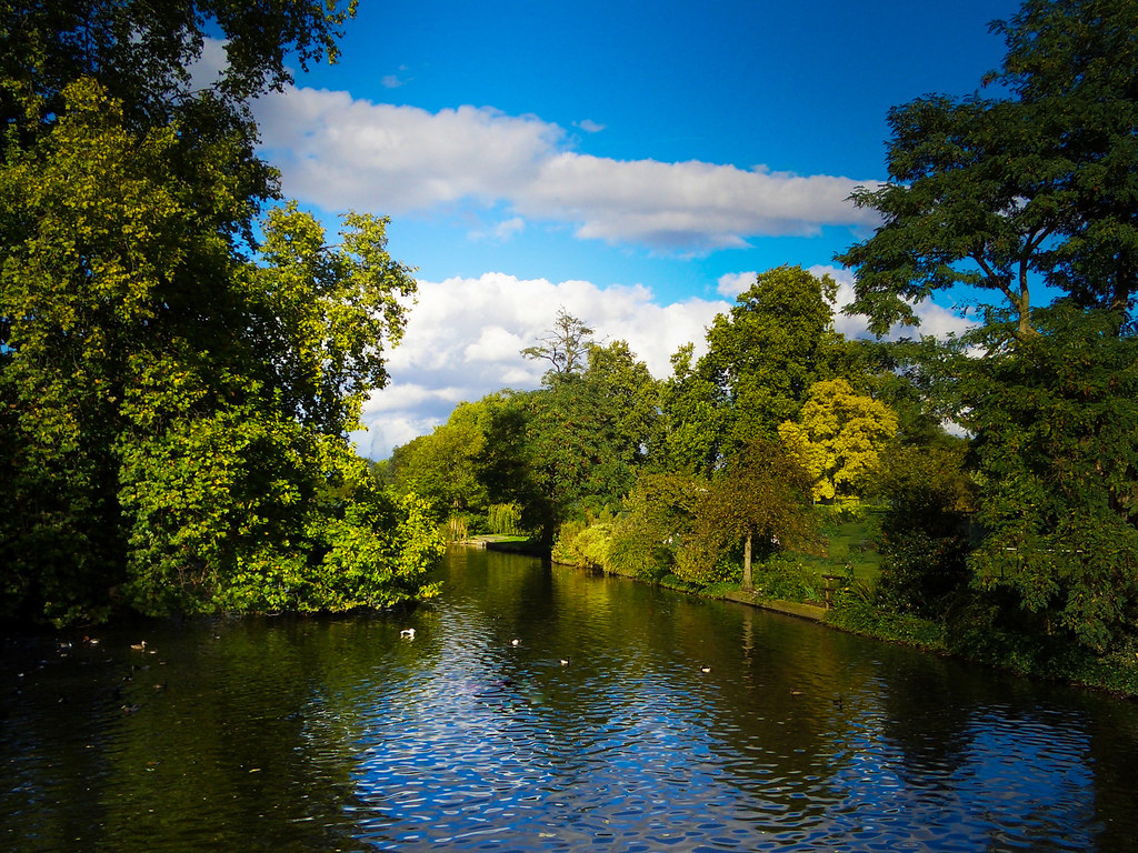 Pavilion - London’s premier luxury workspace and private member facilities