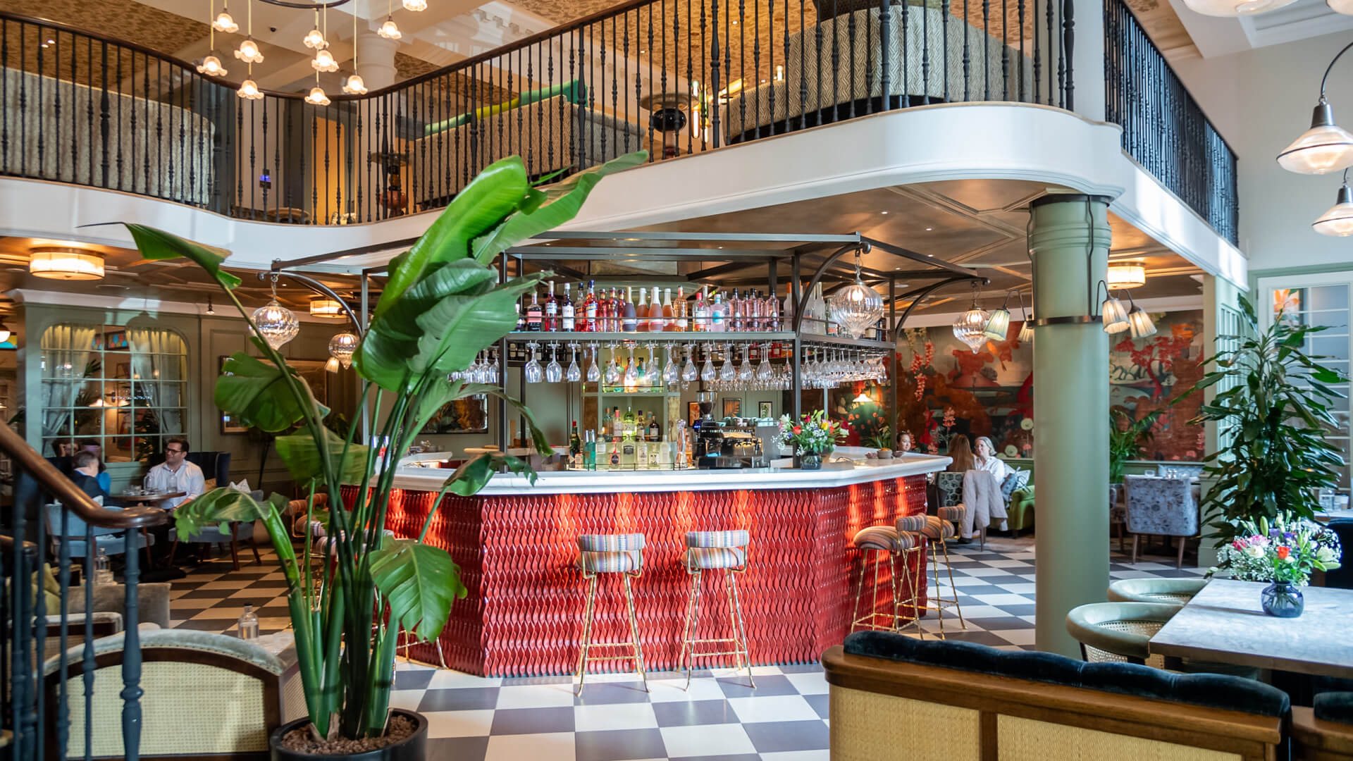 Pavilion - London’s premier luxury workspace and private member facilities